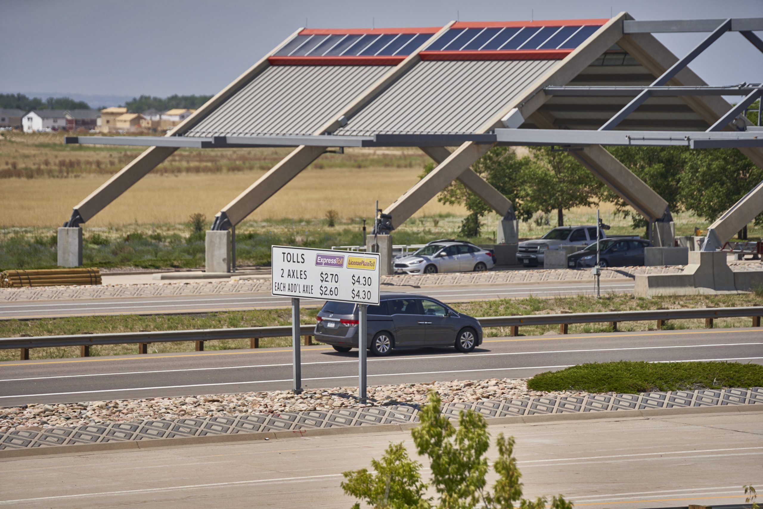 Passenger Vehicles | E-470